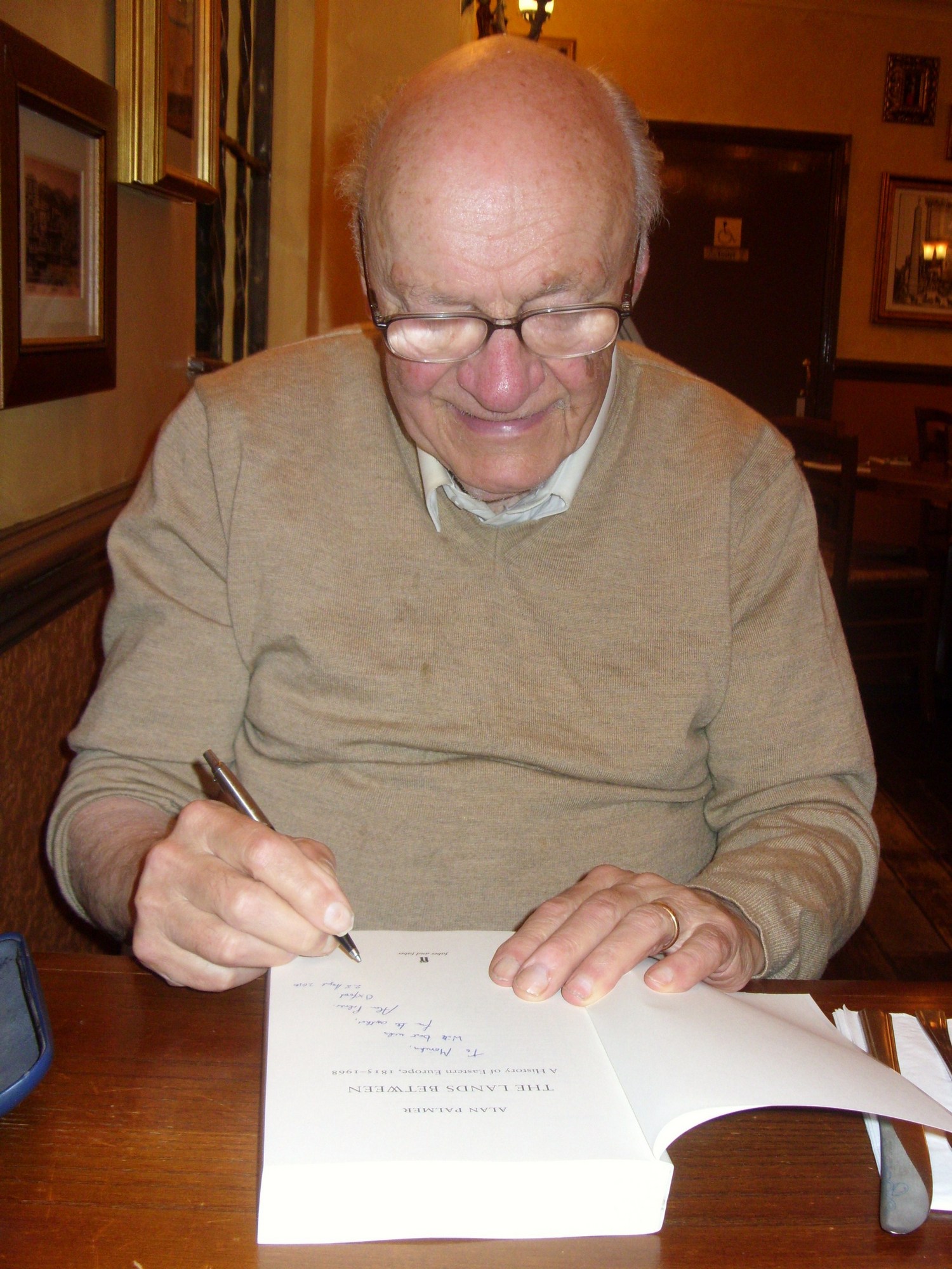 Dodnes neviem, koľko je 2 + 2 - Občas Nečas