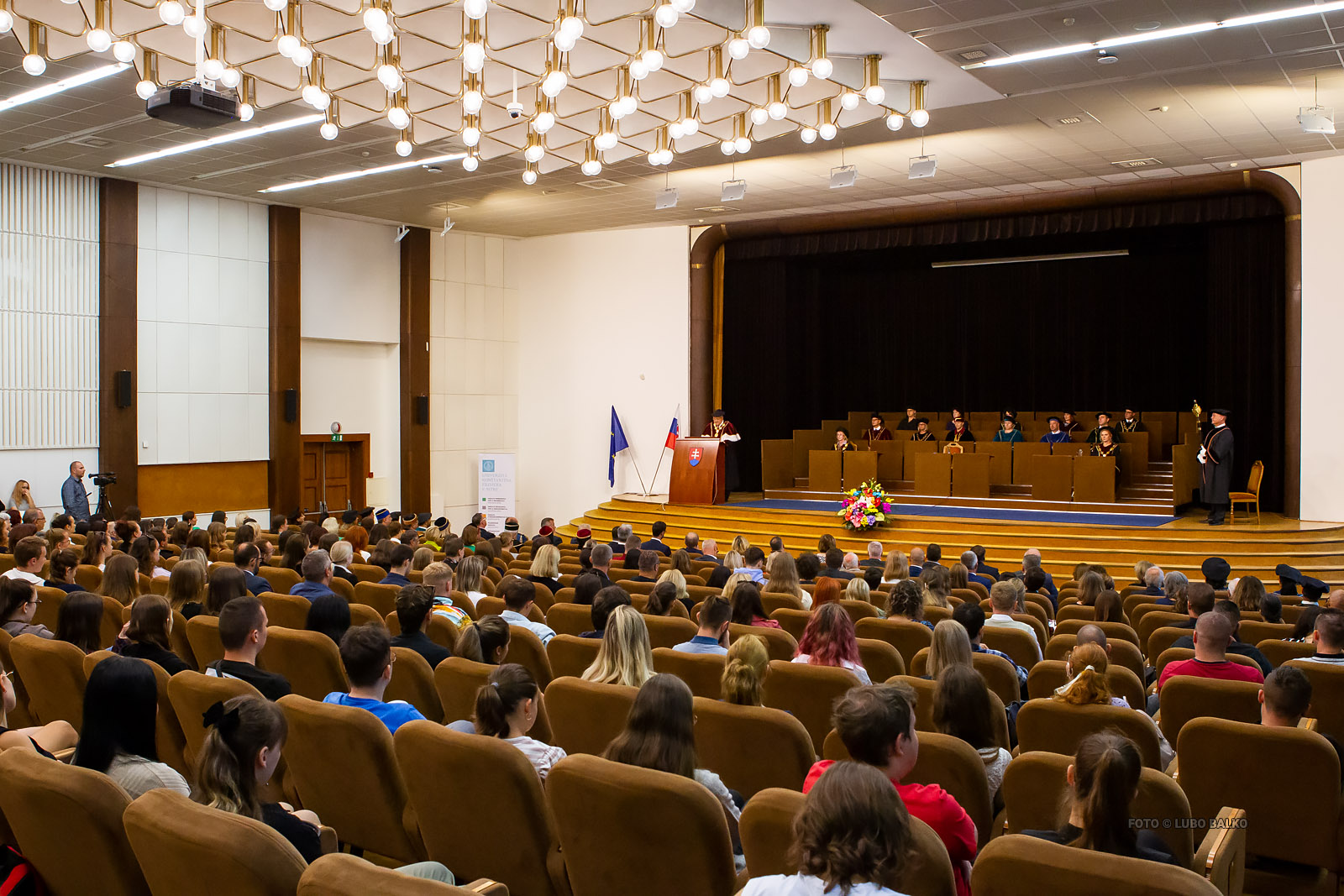 Explaining Matriculation: No One Will Embarrass You at UKF - Občas Nečas
